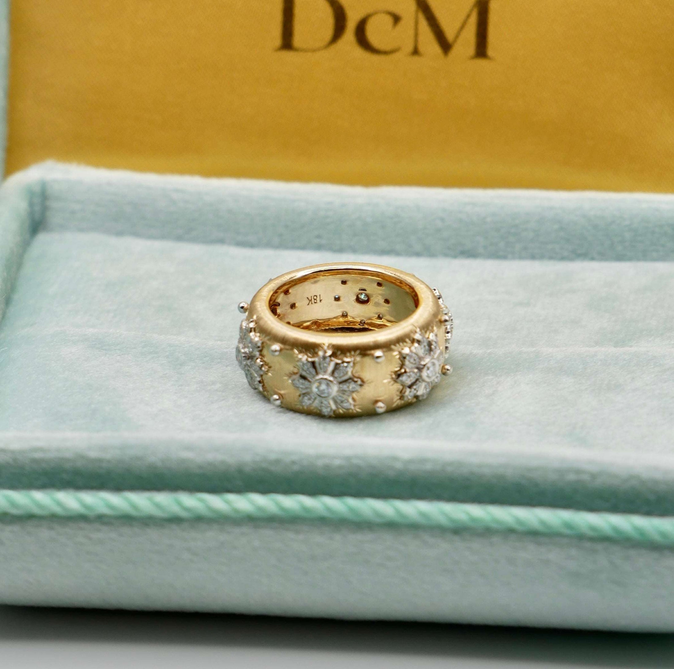 18K Gold Engraved Fabric Silk Diamond Ring | discomarshmallow